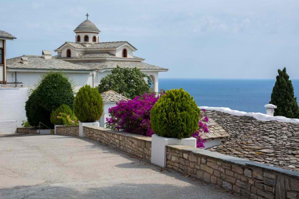 ΙΕΡΑ ΜΟΝΗ ΑΡΧΑΓΓΕΛΟΥ ΜΙΧΑΗΛ ΘΑΣΟΥ – Krites Travel