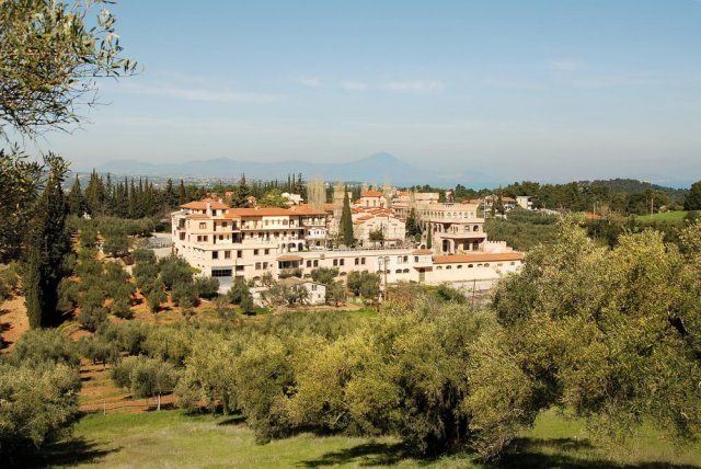 ΙΕΡΑ ΜΟΝΗ ΠΑΡΑΚΛΗΤΟΥ – Krites Travel